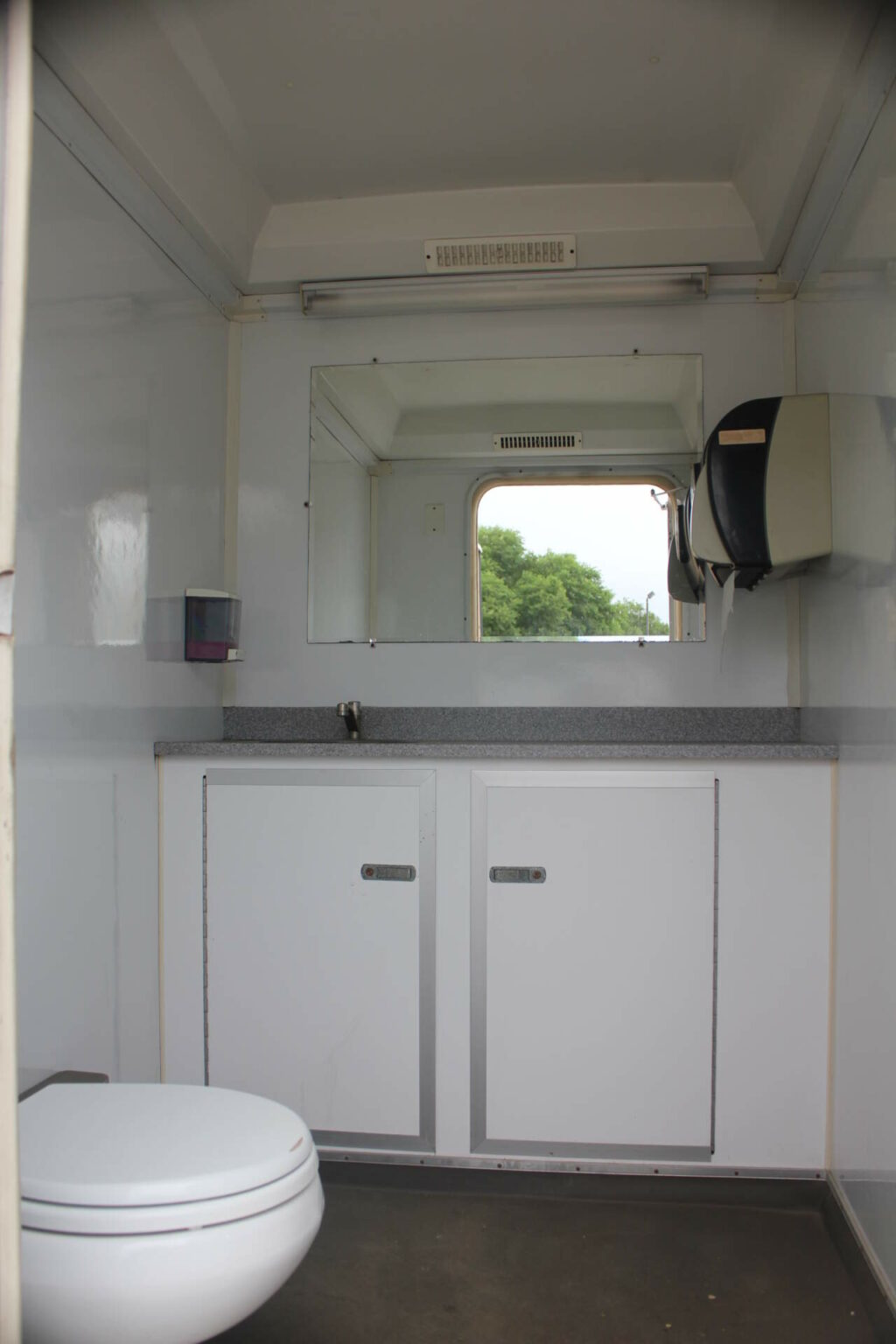 Comfort Station/Luxury Units | MCS Portable Restrooms | Colorado Springs